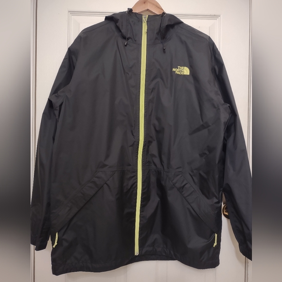 Jackets & Coats | The North Face Large Raincoat | Poshmark